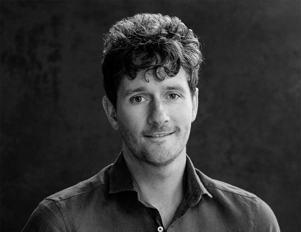 Open Page with Robbie Arnott