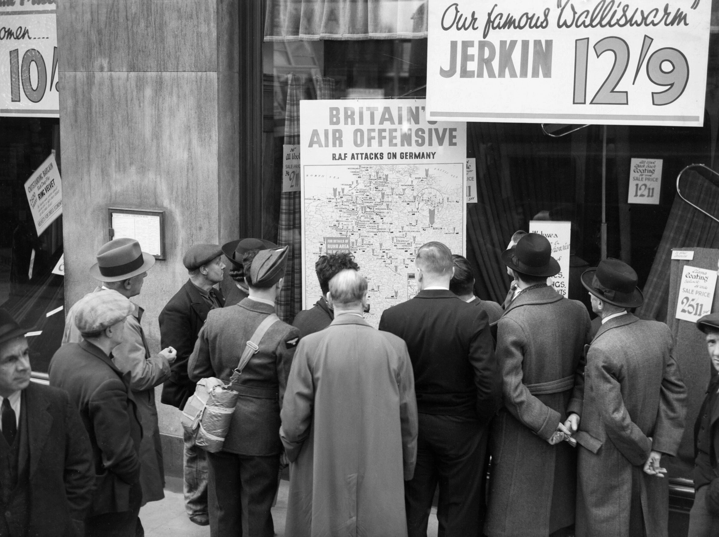 Joan Beaumont reviews 'Dispatch from Berlin, 1943: The story of five ...